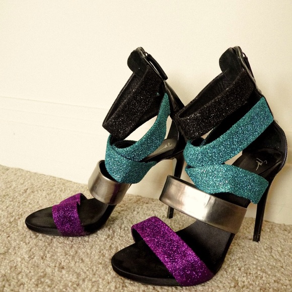 Guiseppe Zanotti | Shoes | Giuseppe Zanotti Tri Color Heels Size 39 ...